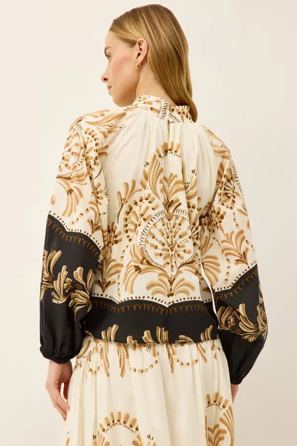 MARIE OLIVER Scottie Blouse