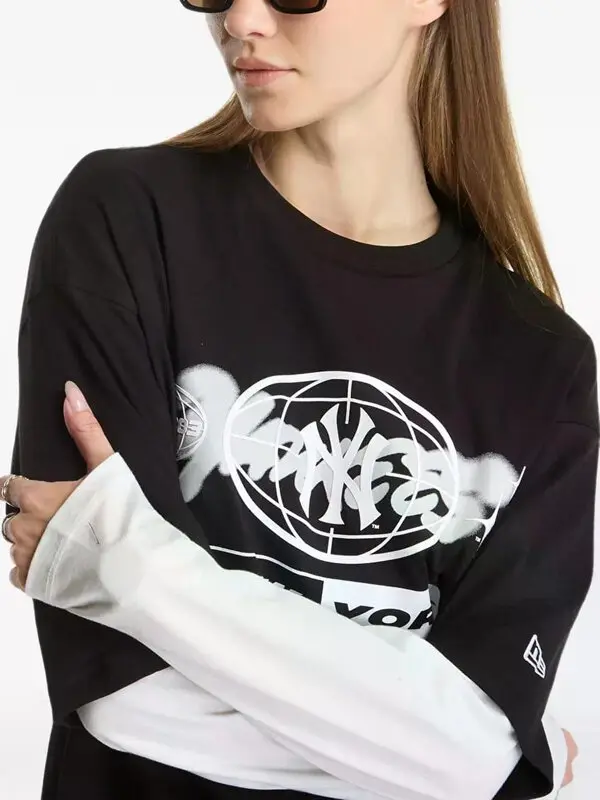 New Era New York Yankees Layered-sleeve T-shirt