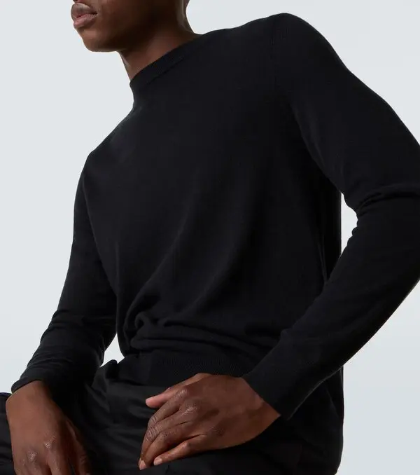 Arch4 Round Neck Long-sleeved Sweater