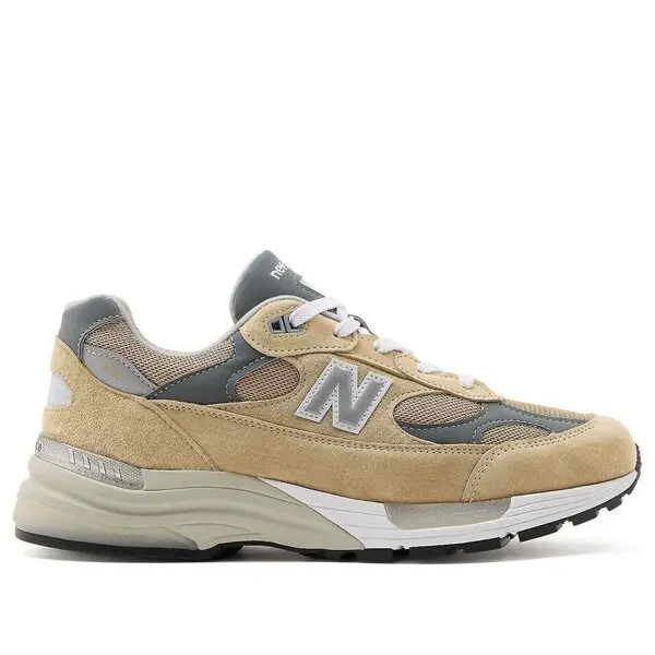 NEW BALANCE Made In Usa 992 Sneakers - Beige/white