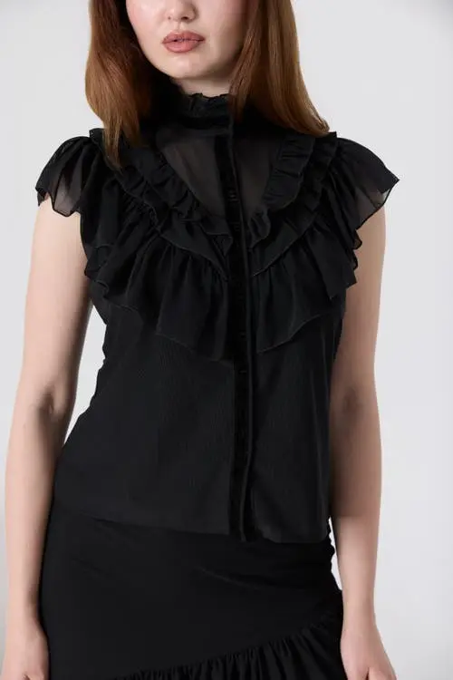 LE FAFO Ruffles Top & High-low Skirt Set