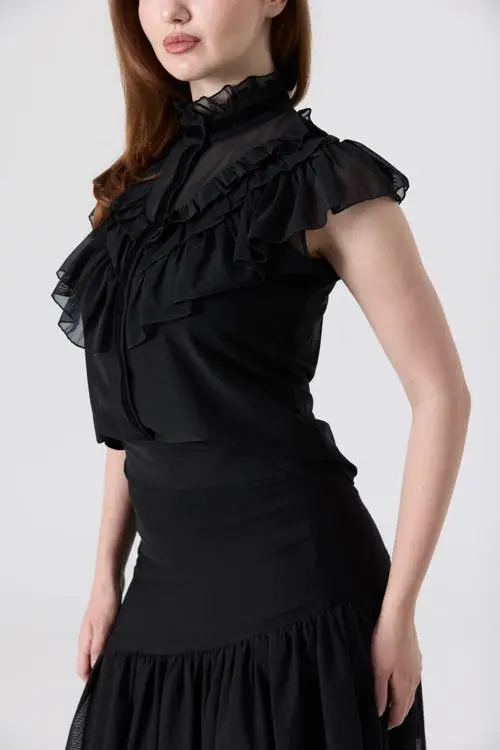 LE FAFO Ruffles Top & High-low Skirt Set