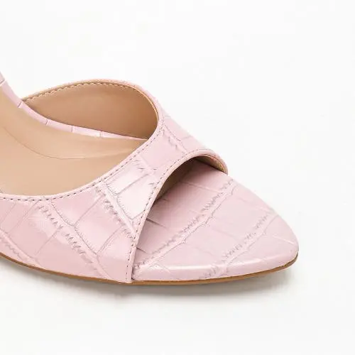 KNEETOES Orlina Kitten Heels - Pink