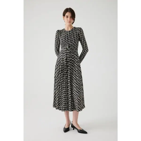 EXQUISE Ayanne Knit Midi Dress