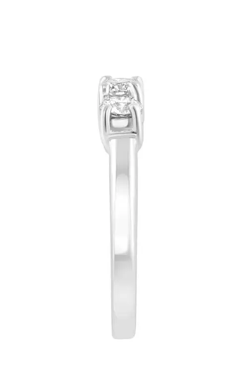 EFFY Three-stone Diamond Ring