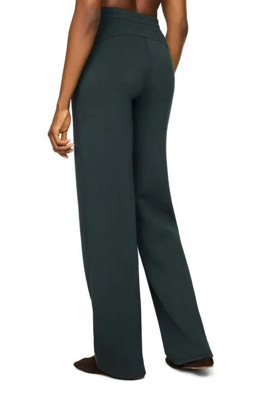 Spanx Aireassentials Straight Leg Pants