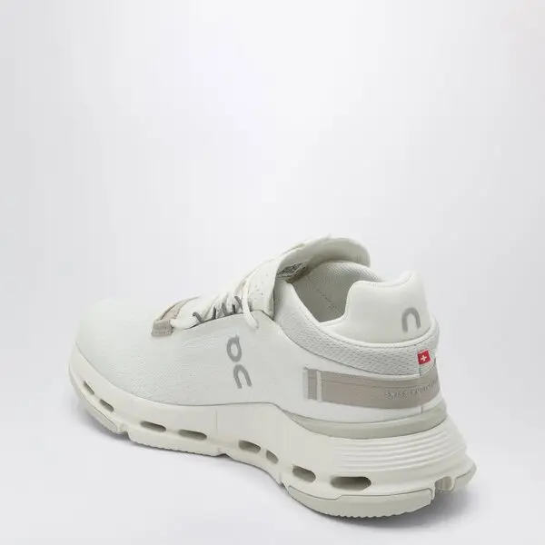 On Cloudnova 2 Sneakers In Ice / Sand