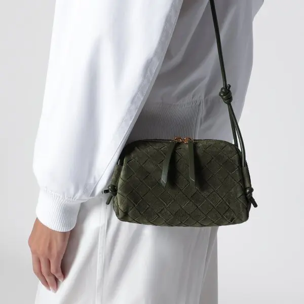 Bottega Veneta Concert Woven Leather Pouch - Green