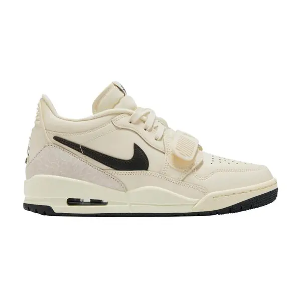 JORDAN Wmns Legacy 312 Low 'coconut Milk Black