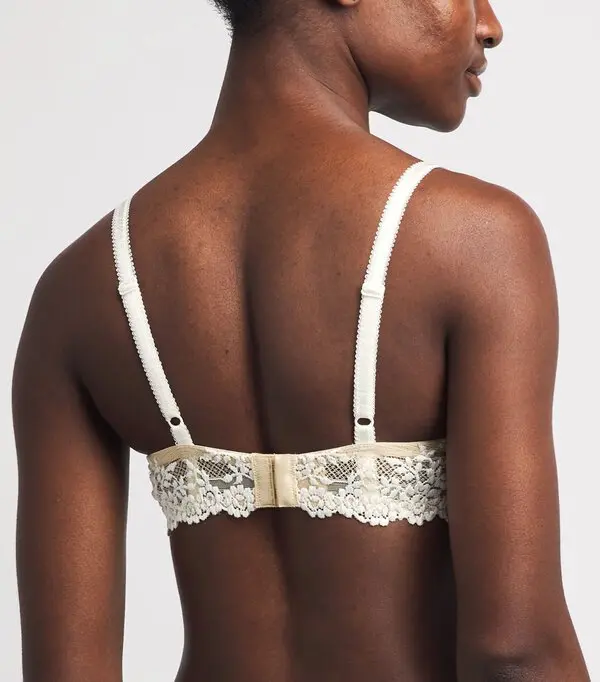 Wacoal Embrace Lace Bra - Beige
