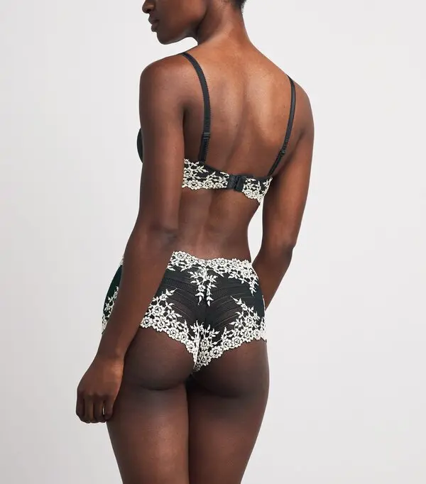 Wacoal Embrace Lace Plunge Bra - Black