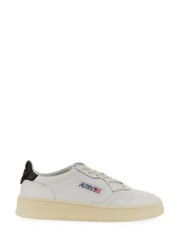 AUTRY Leather Medalist Sneaker