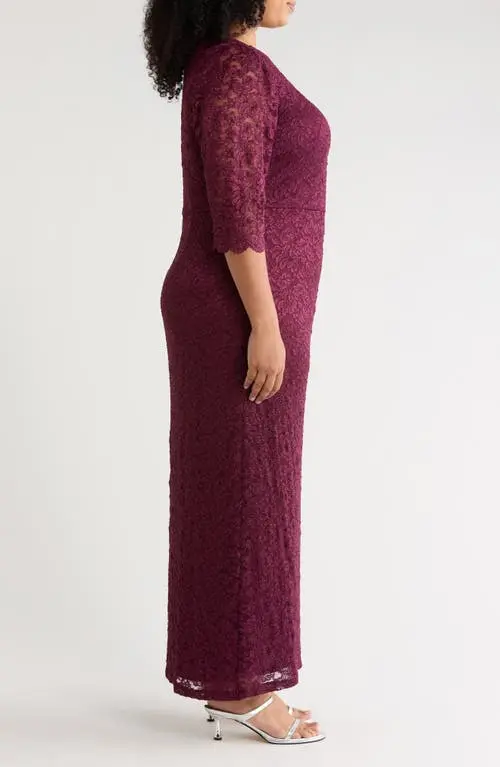 JESSICA HOWARD Side Tuck Lace Sheath Gown