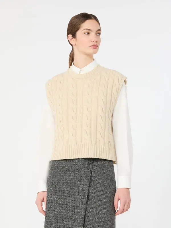 Max Mara Cable Knit Wool Yarn Gilet