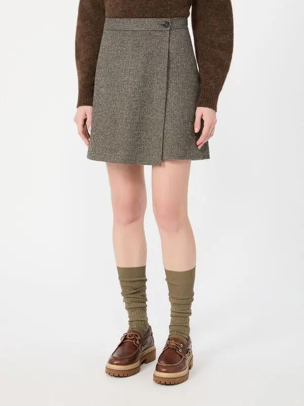 Max Mara Short Culottes In Micro Jacquard Jersey