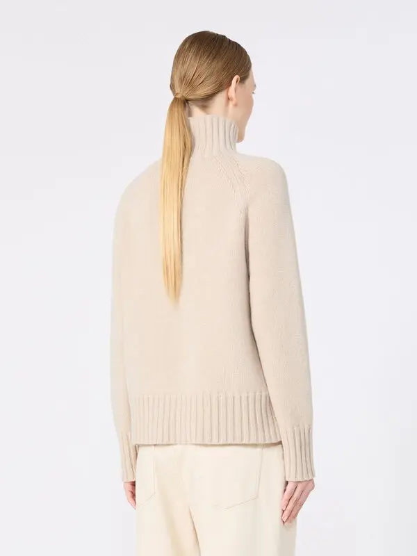 Max Mara Wool And Cashmere Yarn Polo-neck Sweater