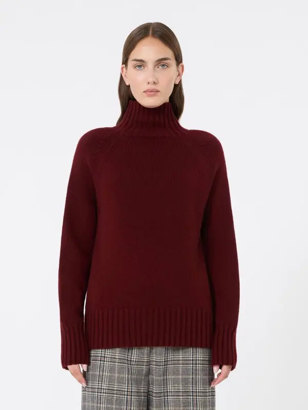 Max Mara Wool And Cashmere Yarn Polo-neck Sweater
