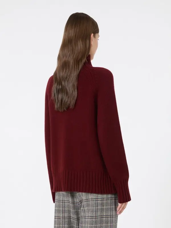 Max Mara Wool And Cashmere Yarn Polo-neck Sweater