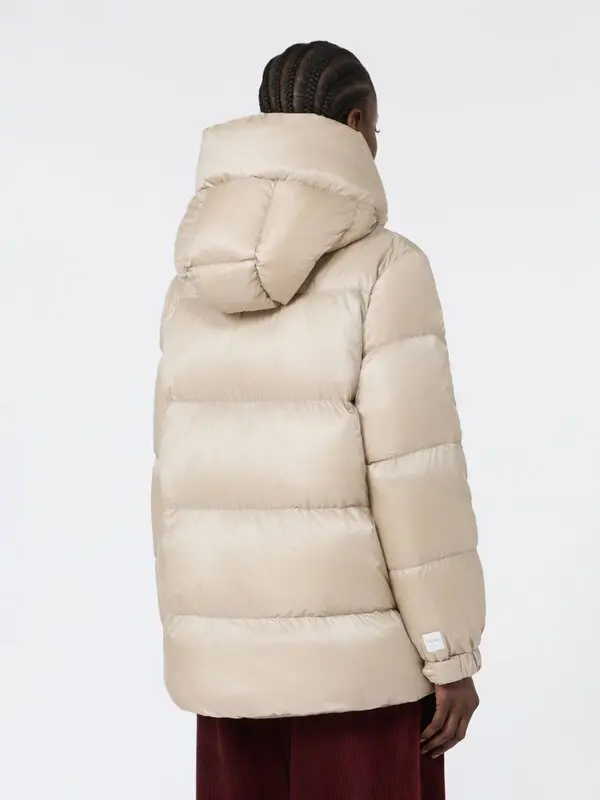 Max Mara Puffer Jacket With Quilted Stripe Motif - Natural