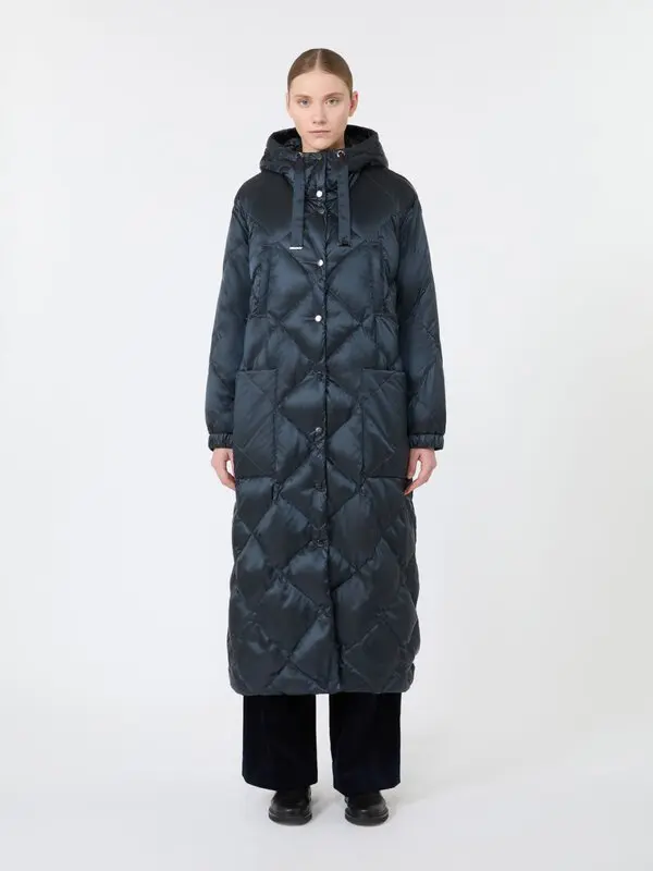 Max Mara Long Puffer In Quilted Water-repellent Fabric