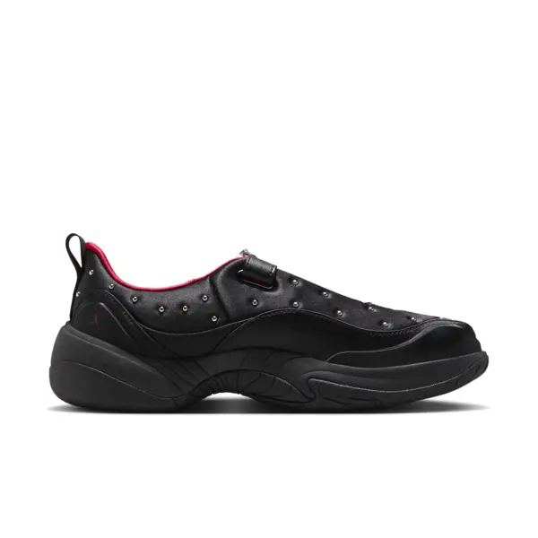 JORDAN Pointe Sneakers