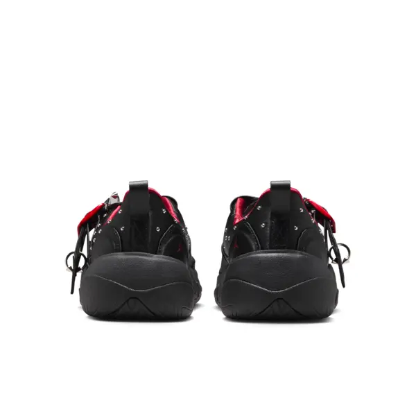 JORDAN Pointe Sneakers