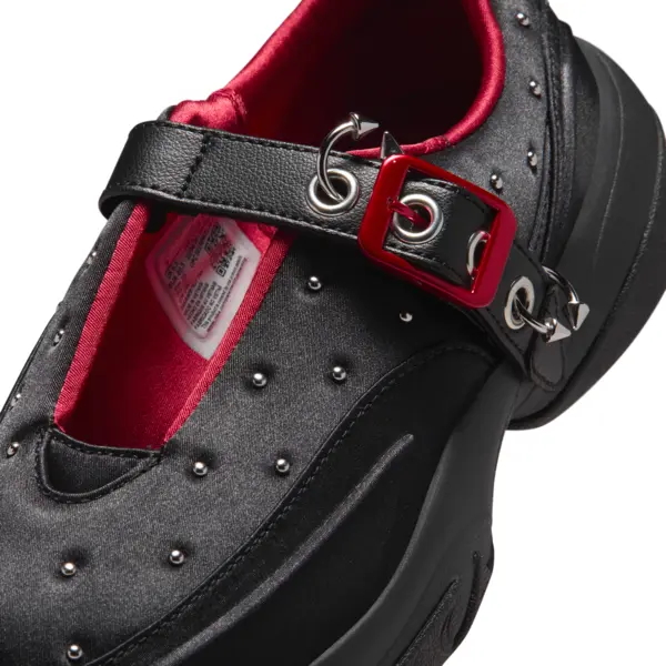 JORDAN Pointe Sneakers