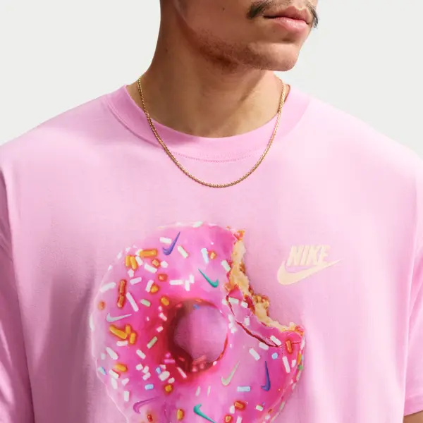Nike Sportswear "donut" T-shirt
