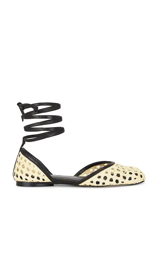 Lpa Clio Flat In Neutral