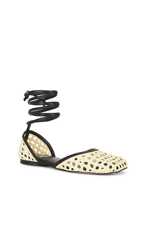 Lpa Clio Flat In Neutral