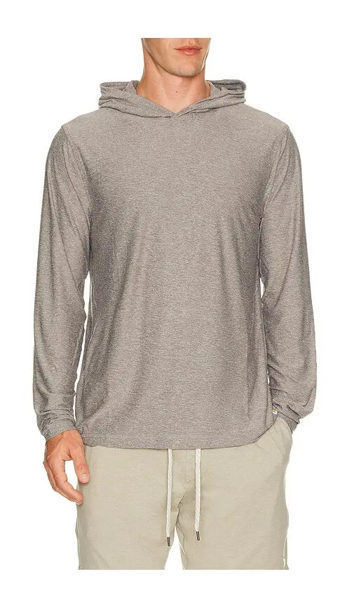 Vuori Strato Tech Hoodie In Grey - Heather Grey