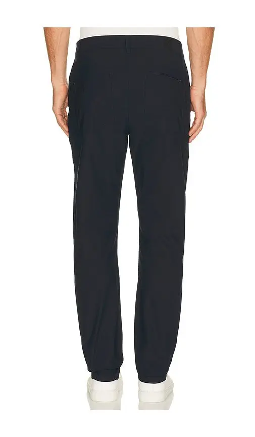 Vuori Meta Athletic Slim Fit Pant In Blue