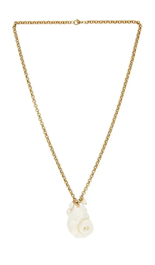 LOVERS AND FRIENDS Drew Shell Necklace In Metallic Gold