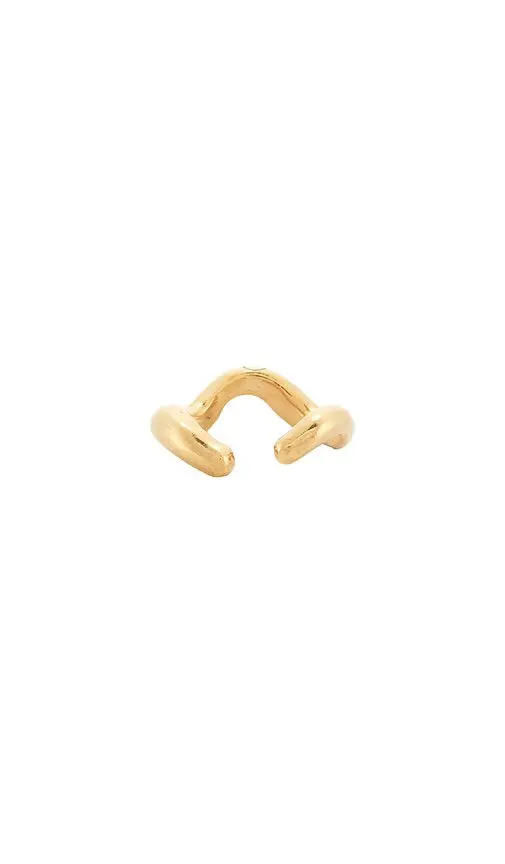 STUDIO CONCHITA La Onda Oro Earcuff In Metallic