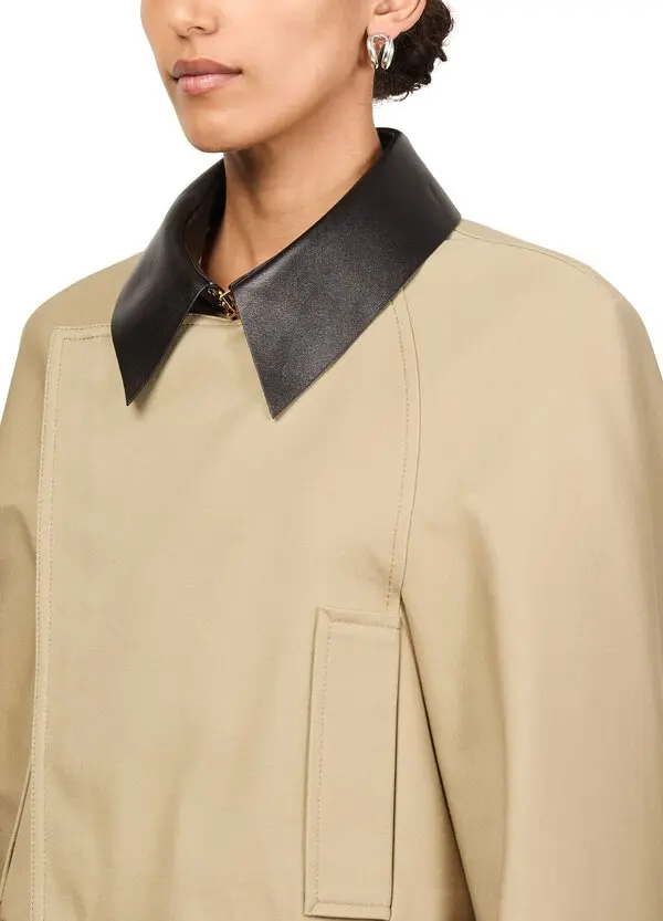 Givenchy Collared Long-sleeved Short Coat