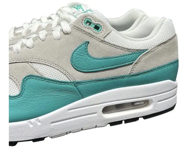 Nike Max 1 Lace-up Sneakers