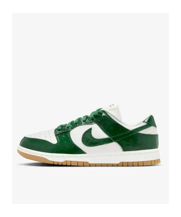 Nike Dunk Low Sneakers - Green