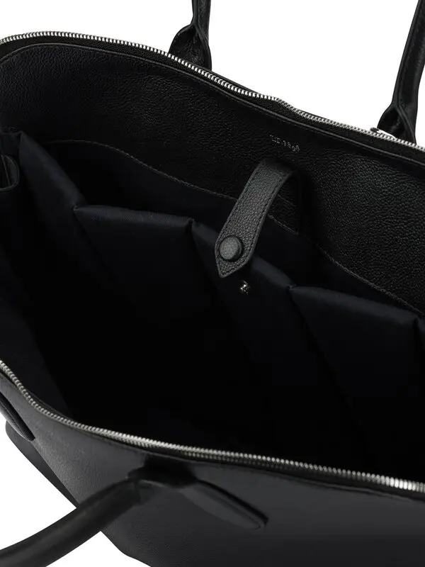 LE TANNEUR Structured Zip Shoulder Bag