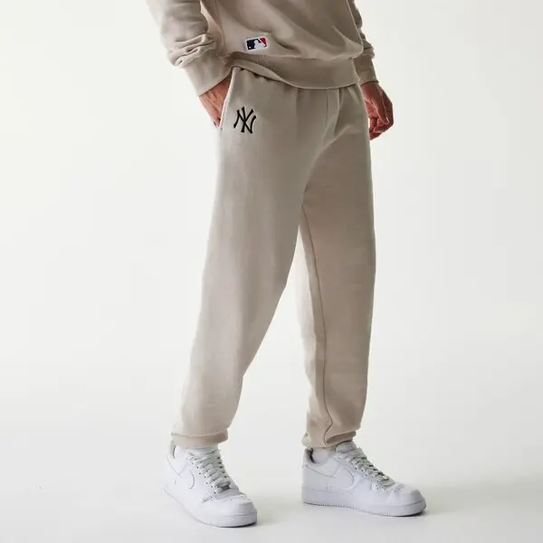 New Era New York Yankees Mlb League Essential Joggers