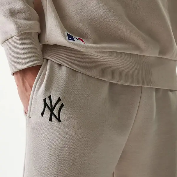 New Era New York Yankees Mlb League Essential Joggers