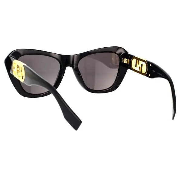 Fendi Square Cat-eye Framed Sunglasses