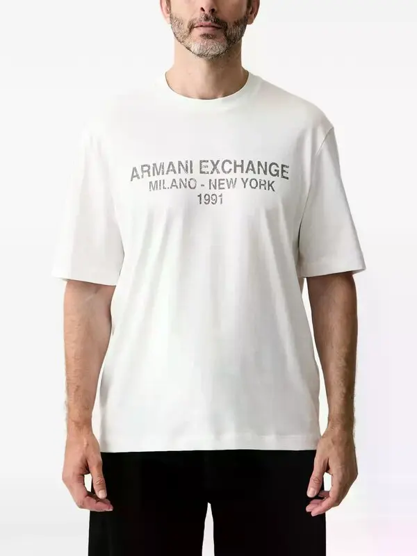 Armani Exchange Logo-print Garment-dyed Crew-neck T-shirt - White