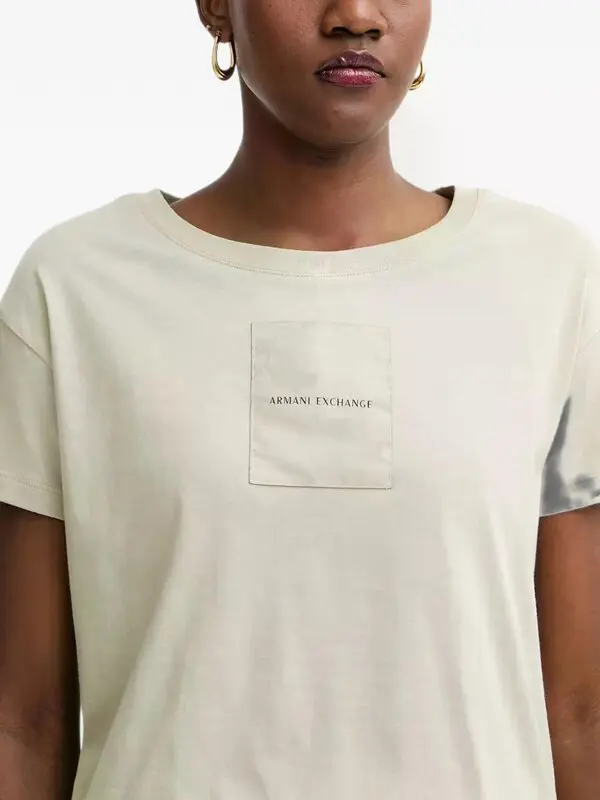 Armani Exchange Logo-patch T-shirt
