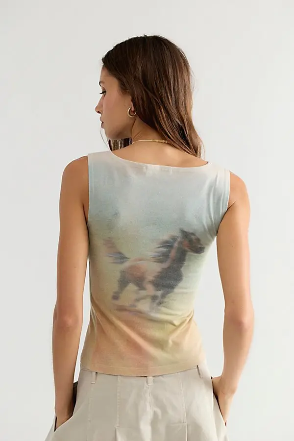 Daydreamer Photoreal Galloping Horse Tank