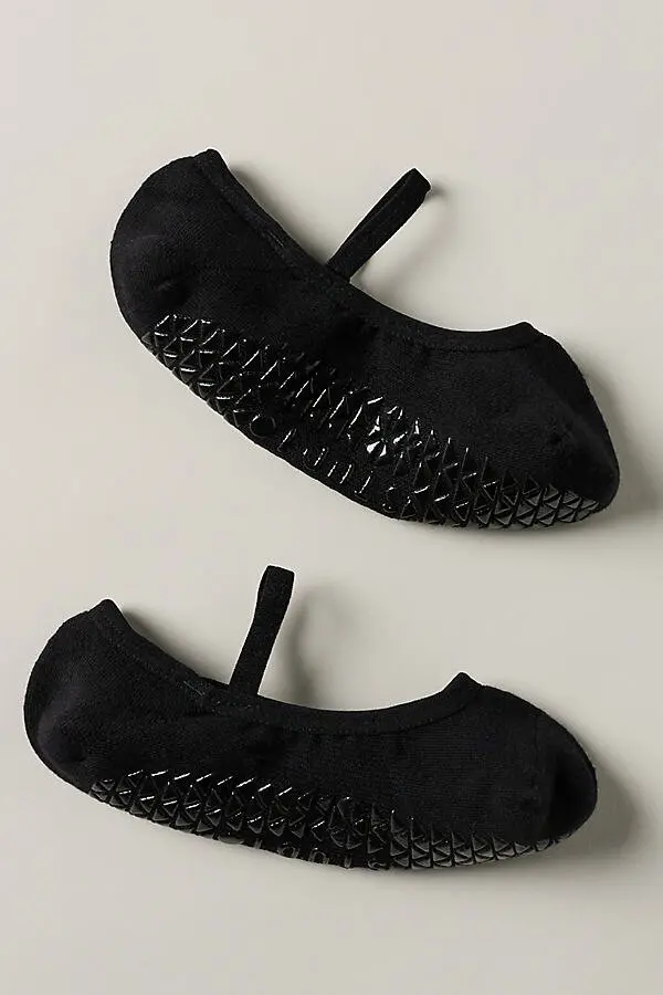 POINTE STUDIO Kara Dance Grip Socks - Black