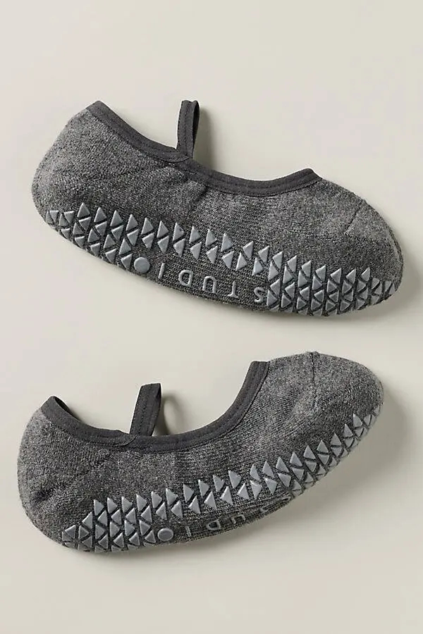POINTE STUDIO Kara Dance Grip Socks - Grey