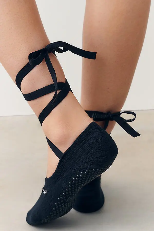 Shashi Essentials Ballet Tie No Show Socks - Black