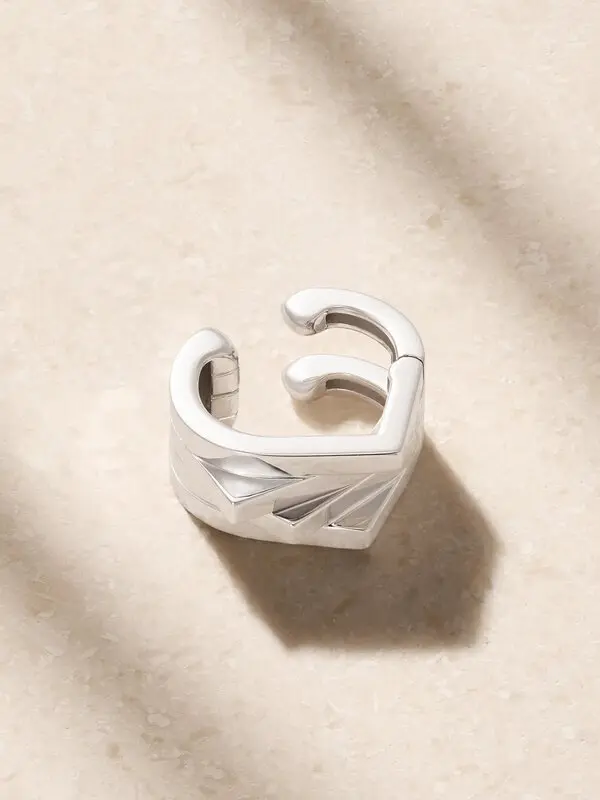 REPOSSI Antifer 18 Karat Gold Ear Cuff - White