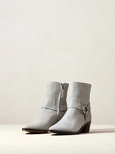 BOS & CO S Belle Leather Boots - Light Grey