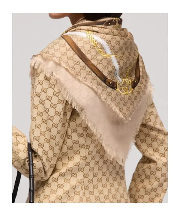 Gucci Shell Gg Jacquard Shawl - Beige